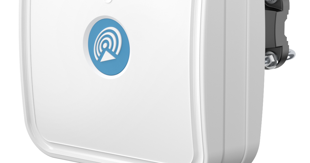 QuBox Medium - an aesthetic antenna design with IP67 enclosure