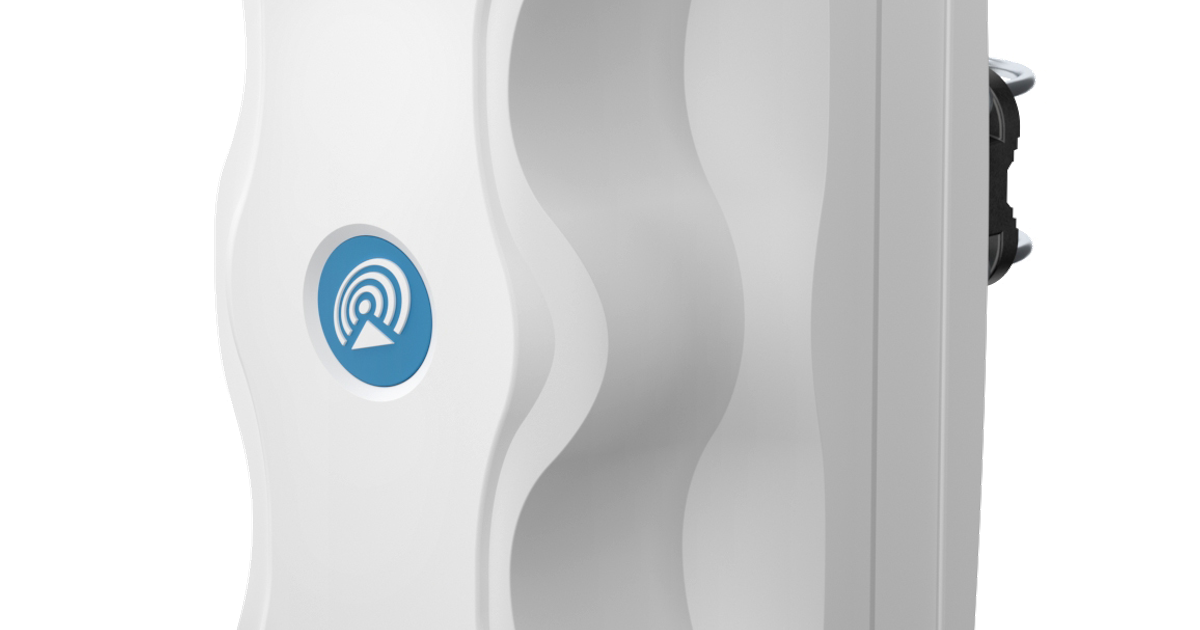 QuBox Octopus XL - an aesthetic antenna design with IP68 enclosure