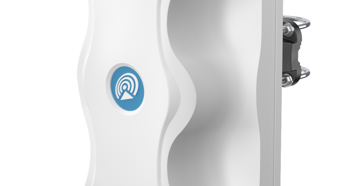 QuBox Octopus XL Slim - an aesthetic antenna design with IP68 enclosure