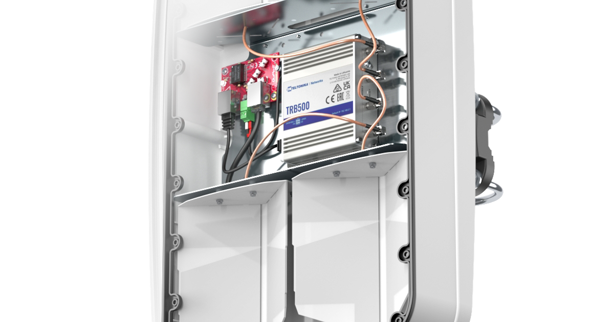 QuMax Omni is an IP67 enclosure for Teltonika TRB500
