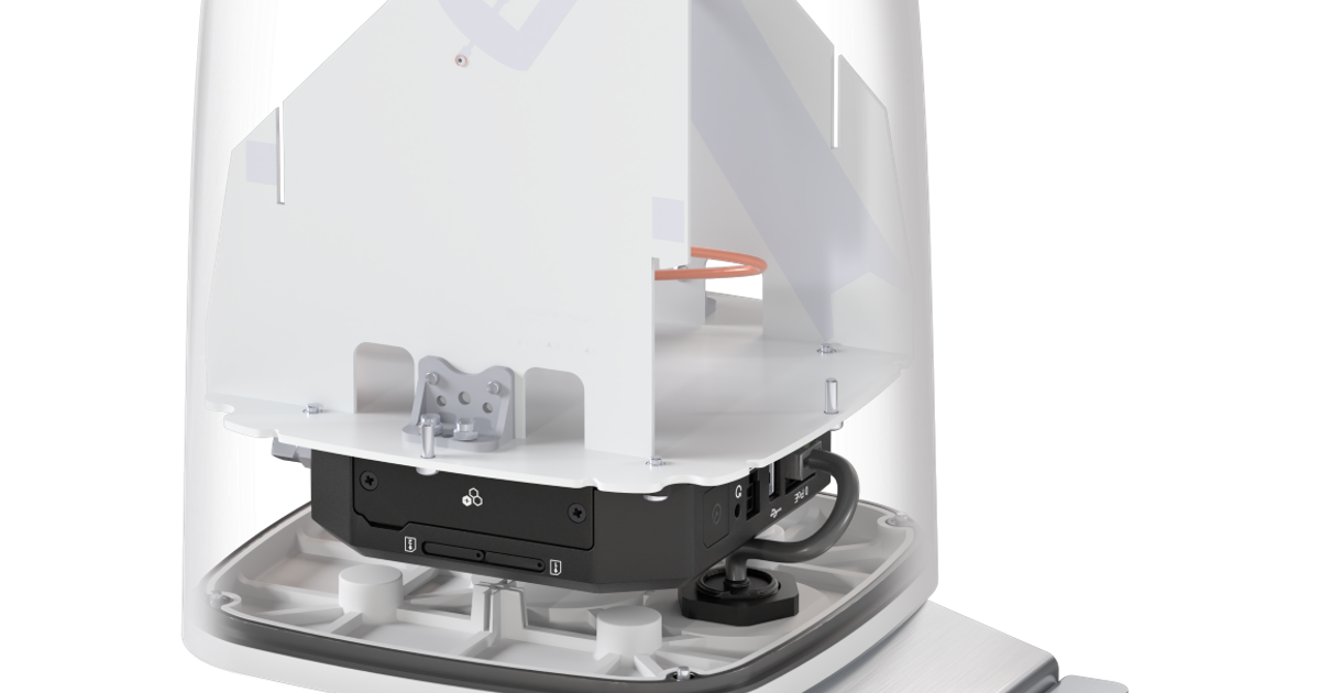 QuSpot omnidirectional 5G antenna with IP68 enclosure for Ericsson ...